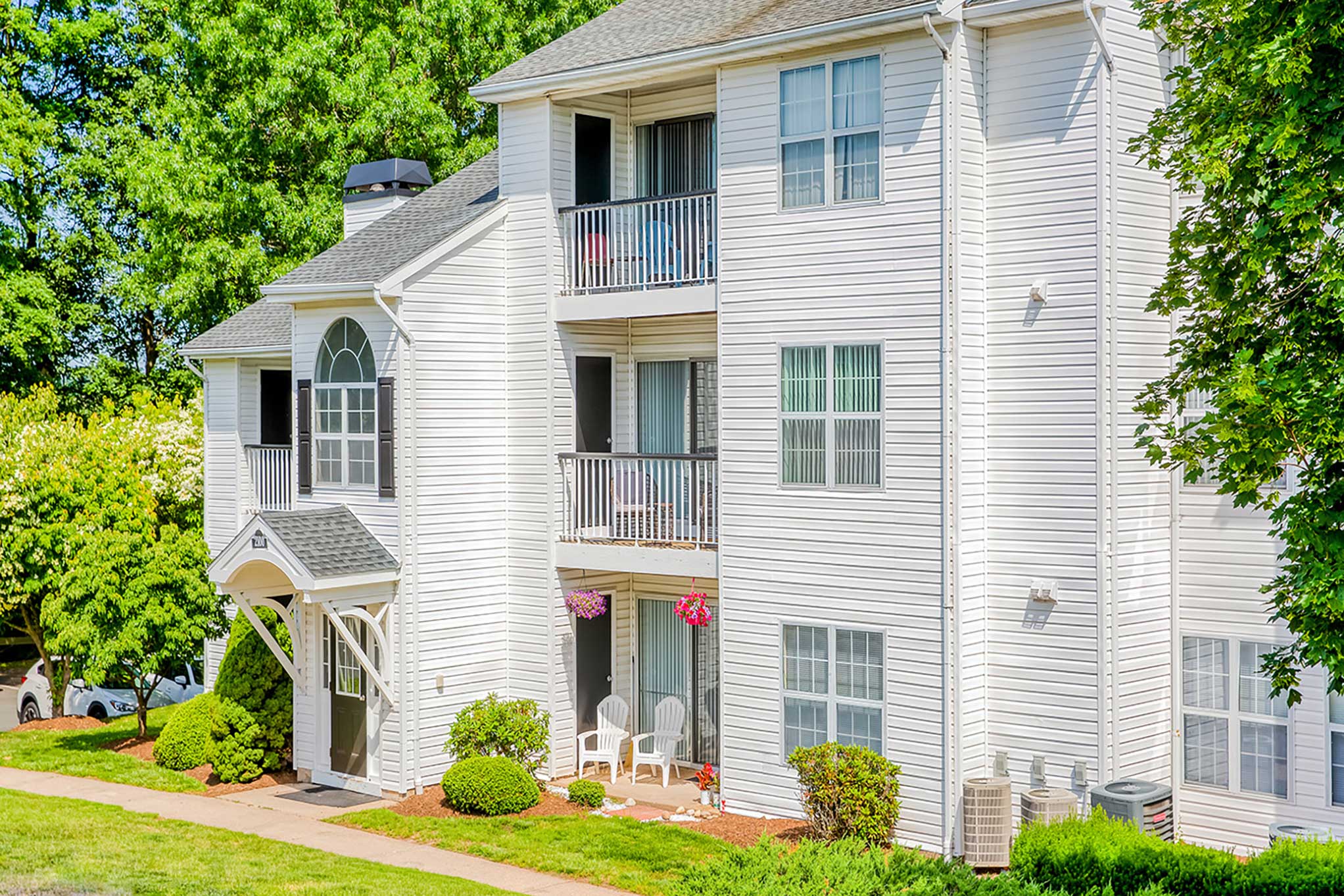 Institutional Property Advisors Closes 518-Unit Central Connecticut ... Institutional Property Advisors Closes 518-Unit Central Connecticut ...